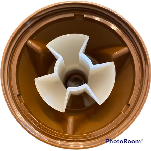 Tupperware | Kitchen | Vintage Tupperware 8474 Shaker Mixer With 8487 ...